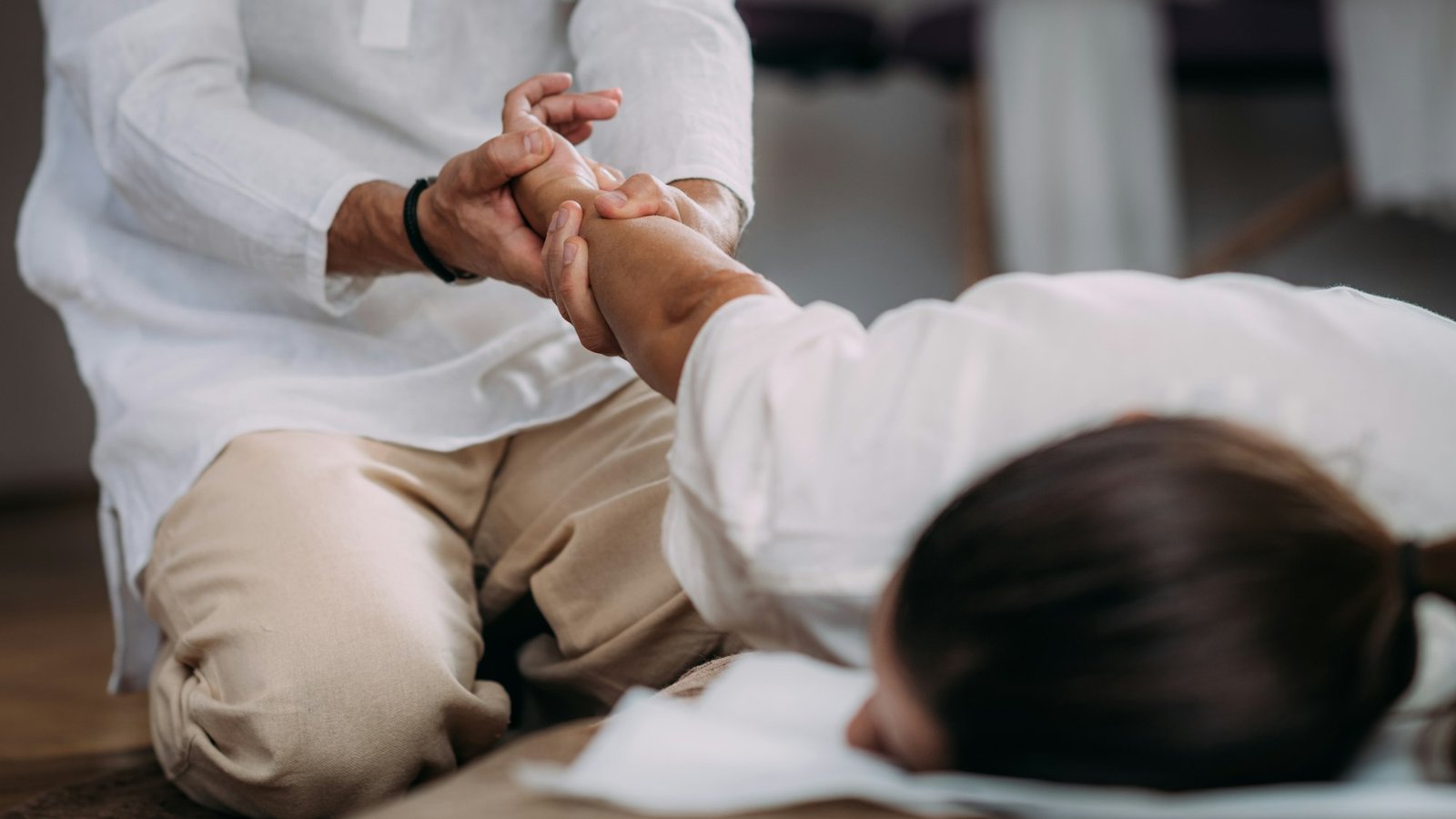 Zenthai Shiatsu Massage: A Holistic Practice for Body and Mind
